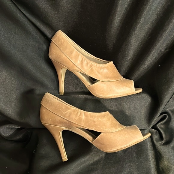 Aldo | Shoes | Aldo Open Toe Pumps Beige | Poshmark